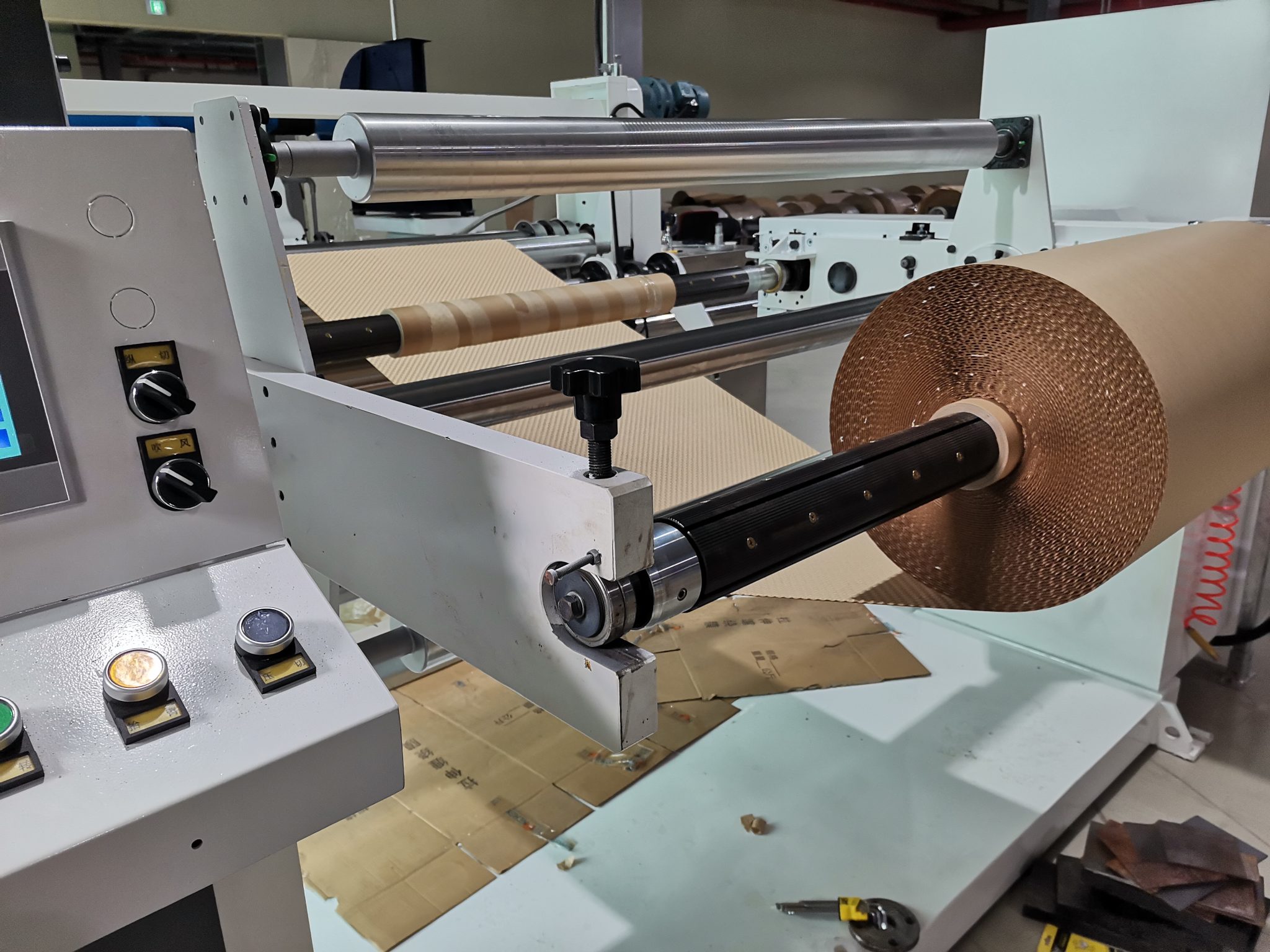 Setting Up Padded Mailer Factory In Korea - Hangjia Machinery Co., Ltd.